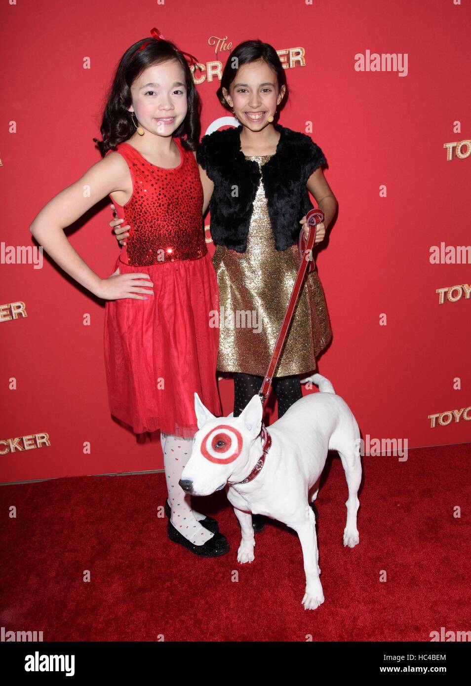 New York, NY, USA. 7th Dec, 2016. Isabella Russo, Guest, Target Dog at ...