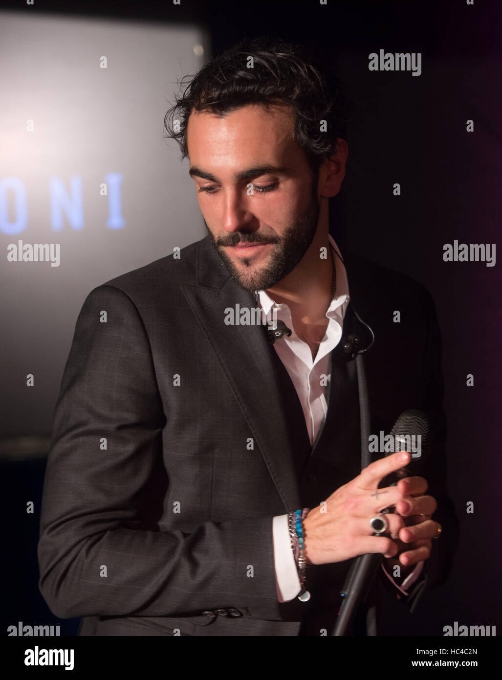 Marco mengoni album hi-res stock photography and images - Alamy