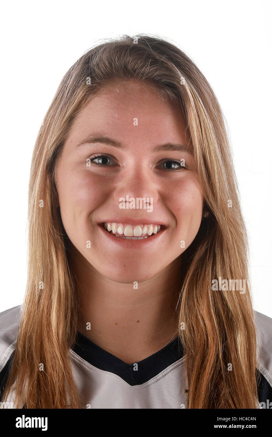 Girls volleyball hi-res stock photography and images - Alamy