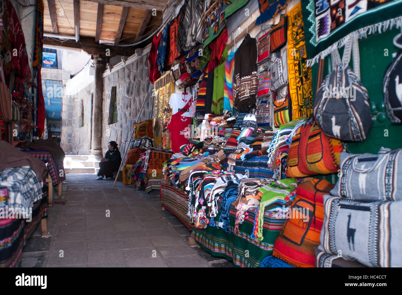 Souvenirs and Tourists shopping at Cusco, Peru Stock Photo - Alamy