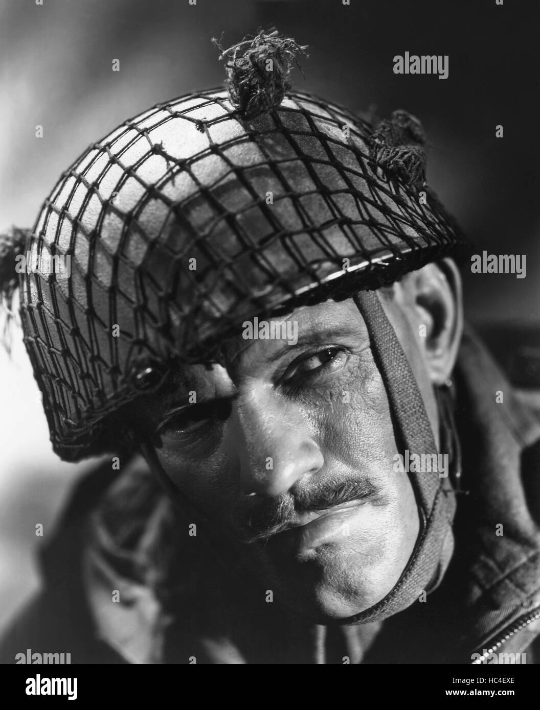PARATROOPER, (aka THE RED BERET), Harry Andrews, 1953 Stock Photo - Alamy