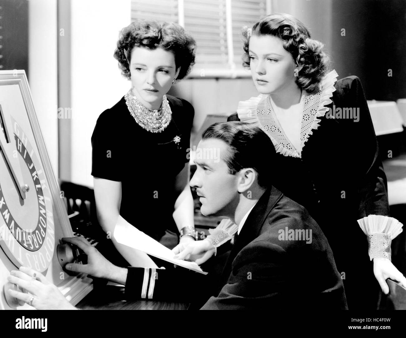 PACIFIC RENDEZVOUS, from left, Mona Maris, Lee Bowman, Jean Rogers ...
