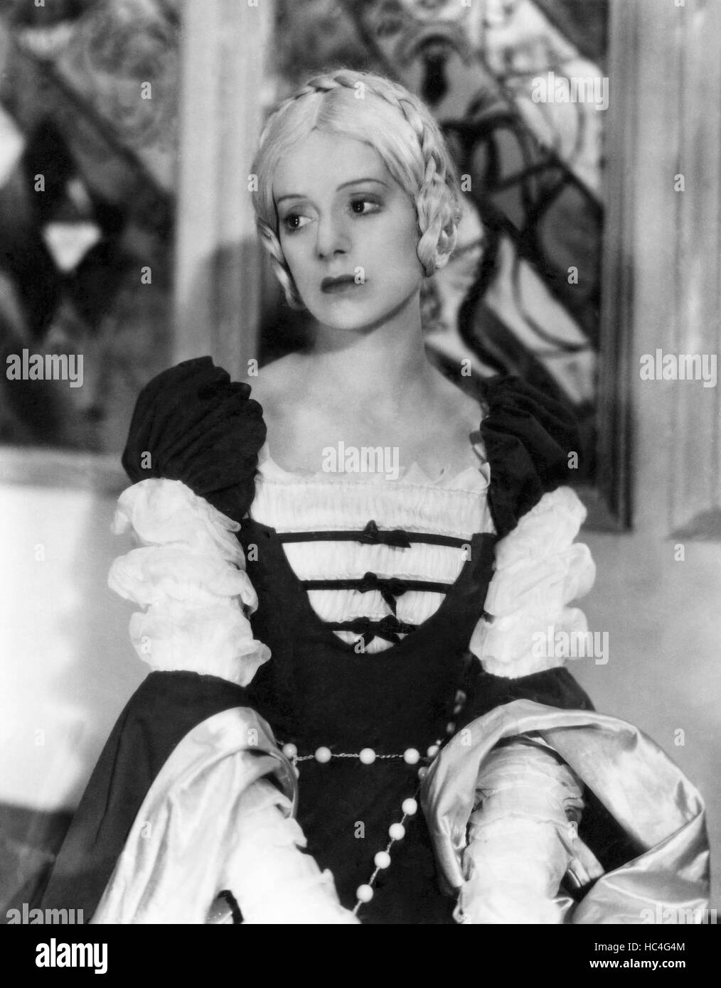 THE PRIVATE LIFE OF HENRY VIII, Elsa Lanchester, 1933 Stock Photo - Alamy