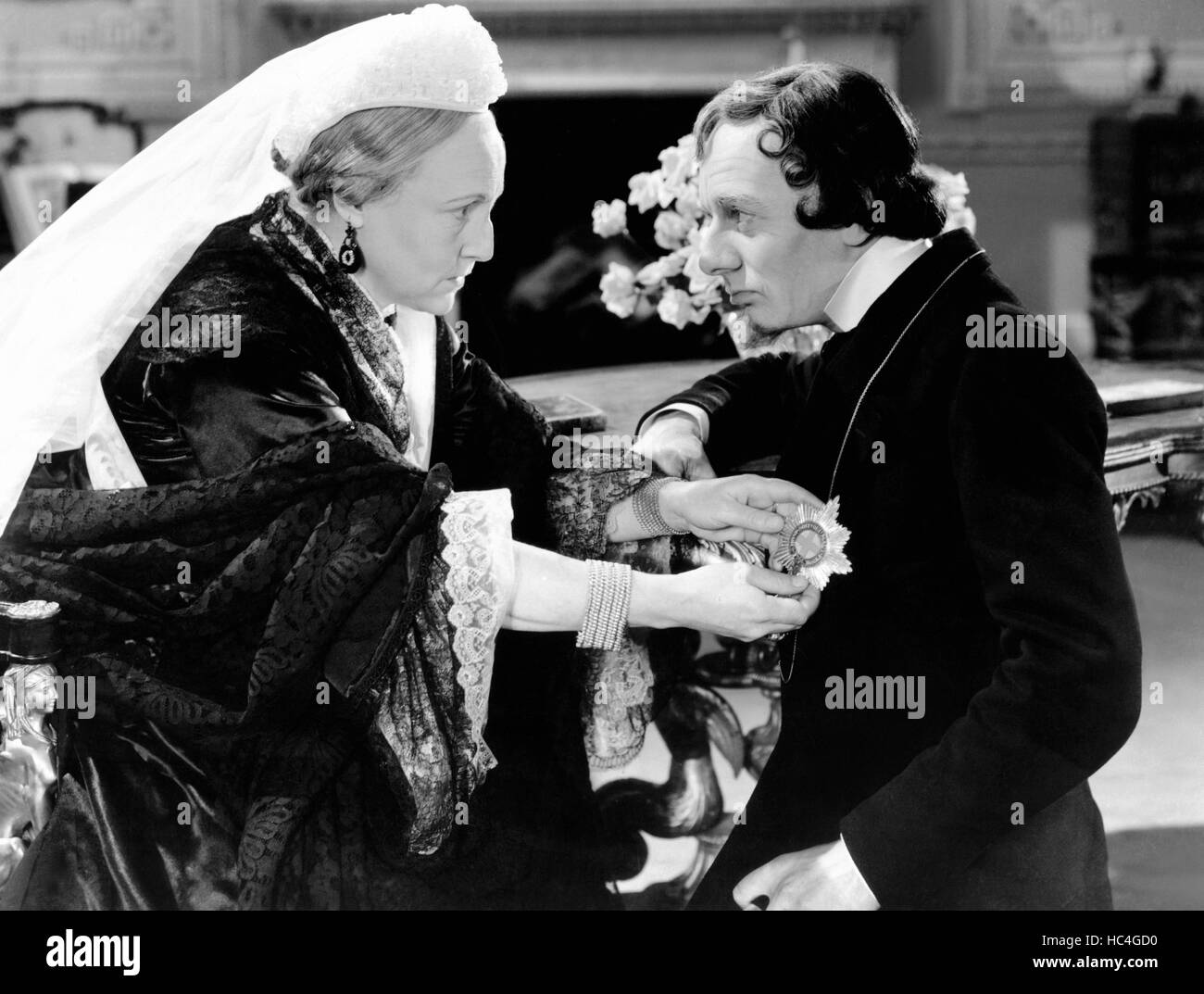 THE PRIME MINISTER, from left, Fay Compton, John Gielgud, 1941 Stock ...