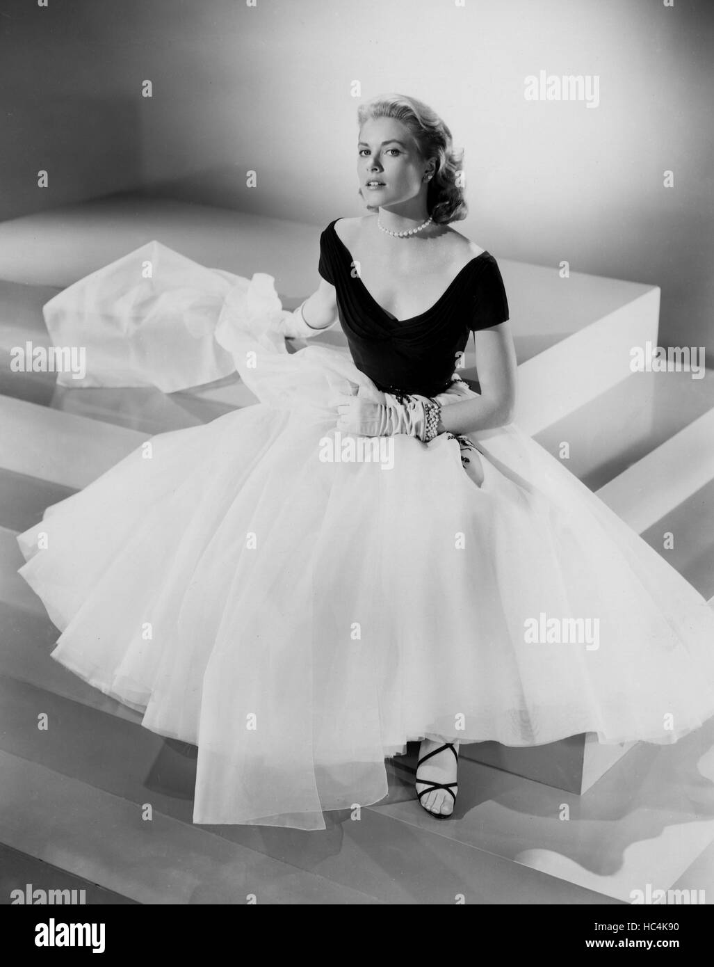 REAR WINDOW, Grace Kelly in publicity shot, 1954 Stock Photo - Alamy