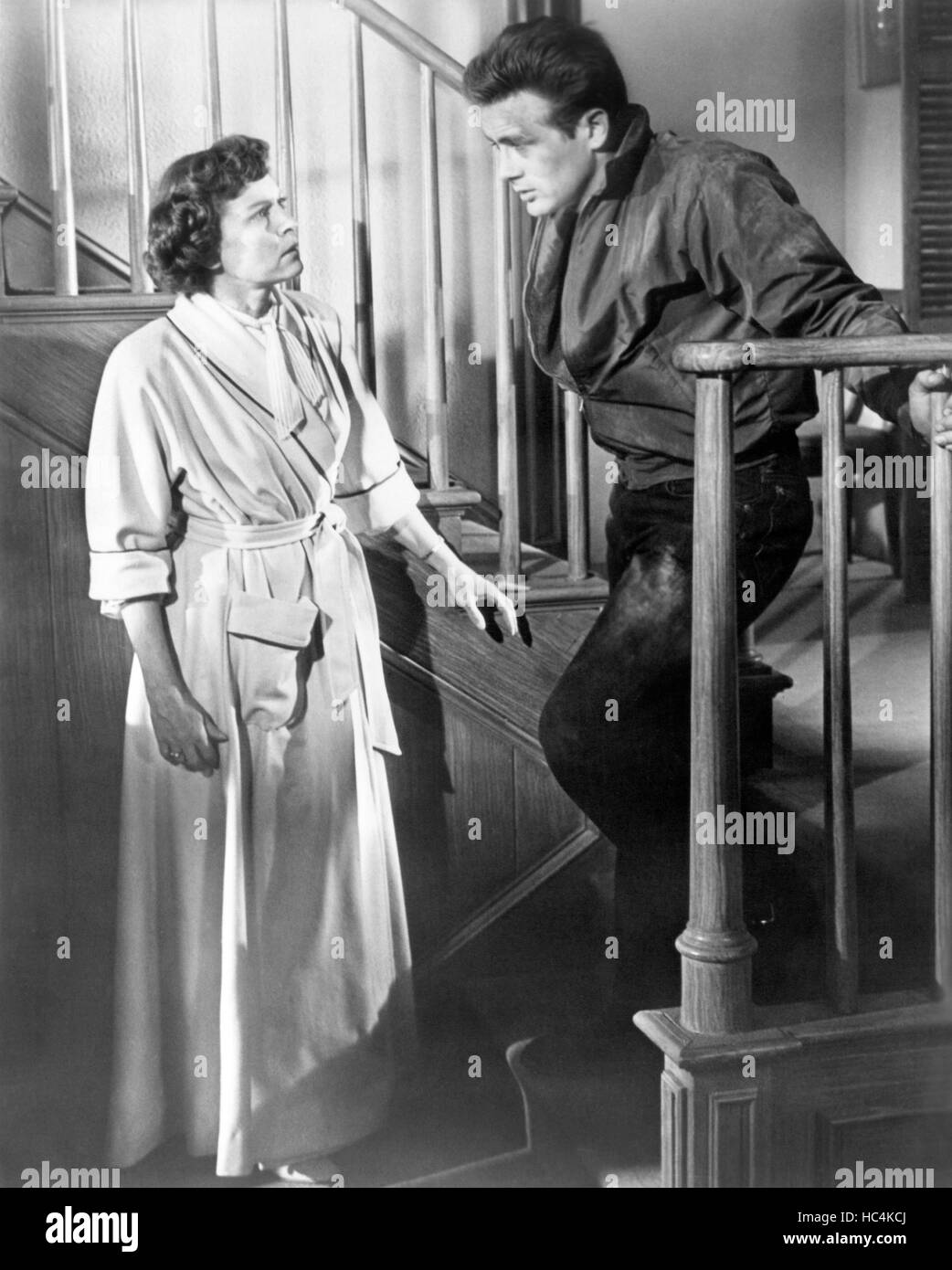 REBEL WITHOUT A CAUSE, from left: Ann Doran, James Dean, 1955 Stock ...