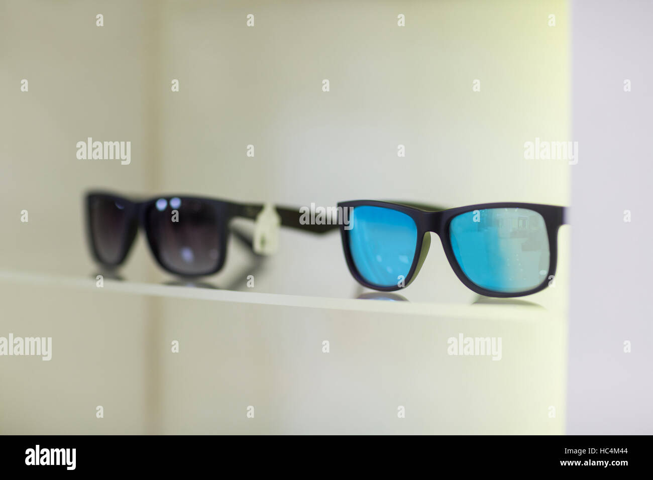 Sunglasses display hi-res stock photography and images - Alamy