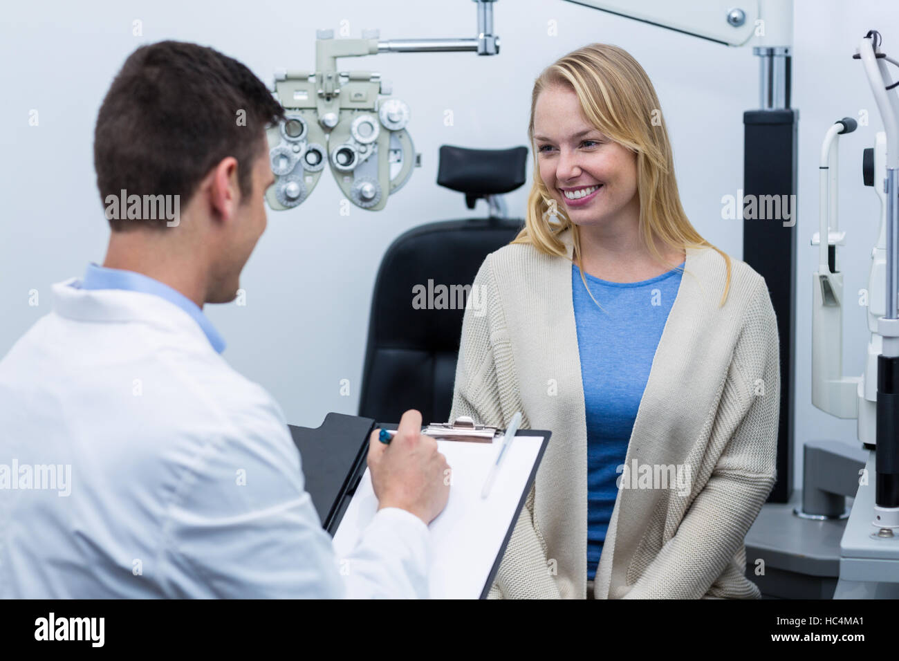 Eye Checking Machine High Resolution Stock Photography and Images - Alamy