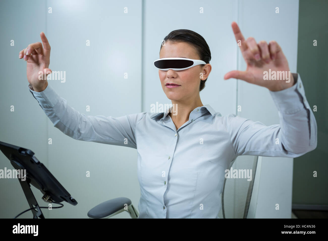 Virtual video glasses hi-res stock photography and images - Alamy