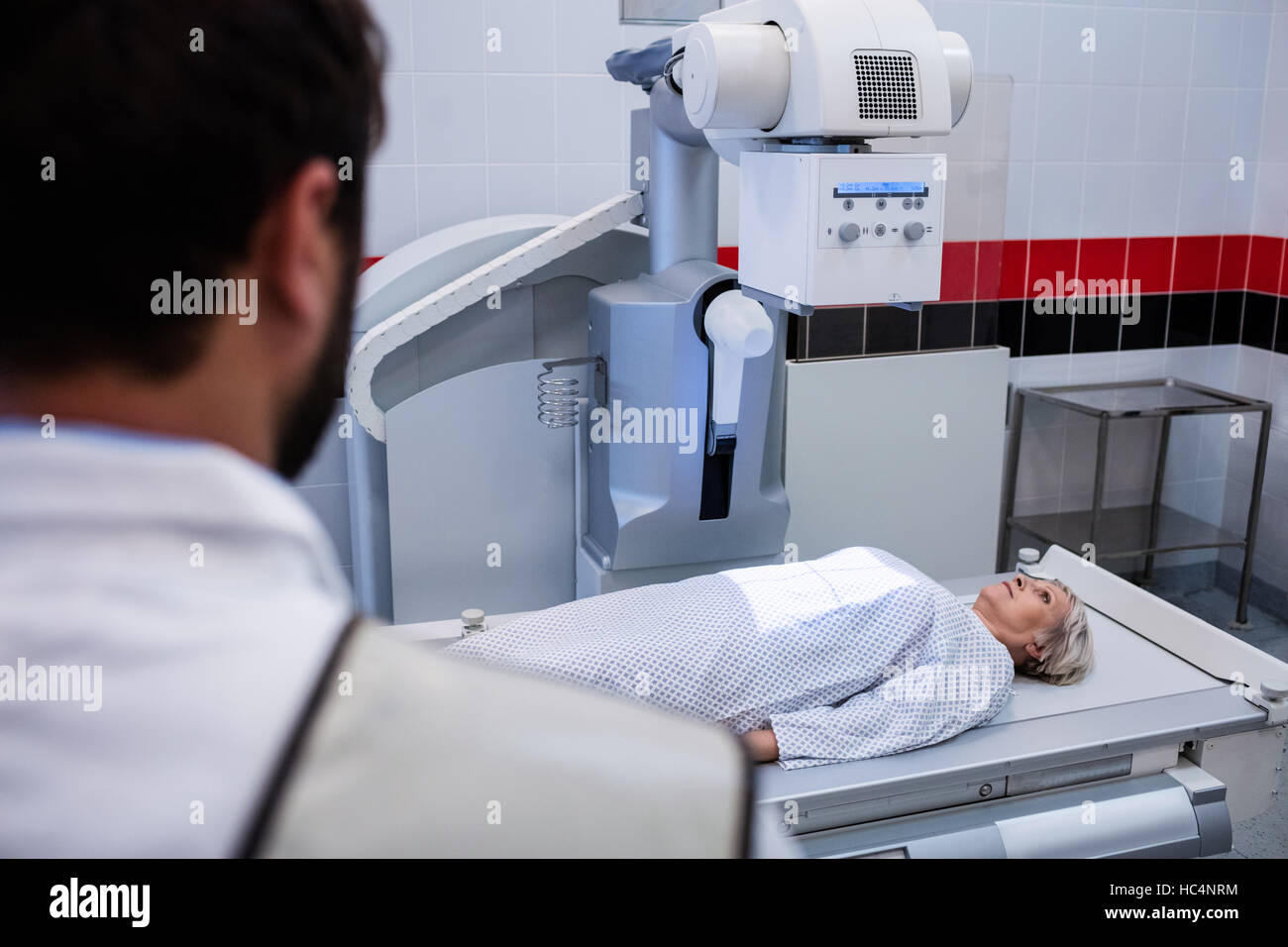 X ray test hi-res stock photography and images - Alamy