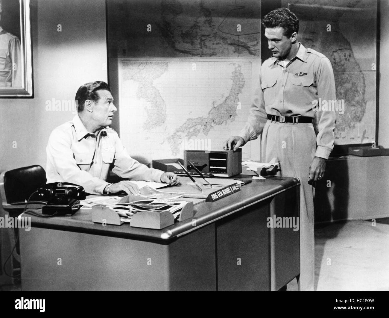 SABRE JET, from left, Richard Arlen, Robert Stack, 1953 Stock Photo - Alamy