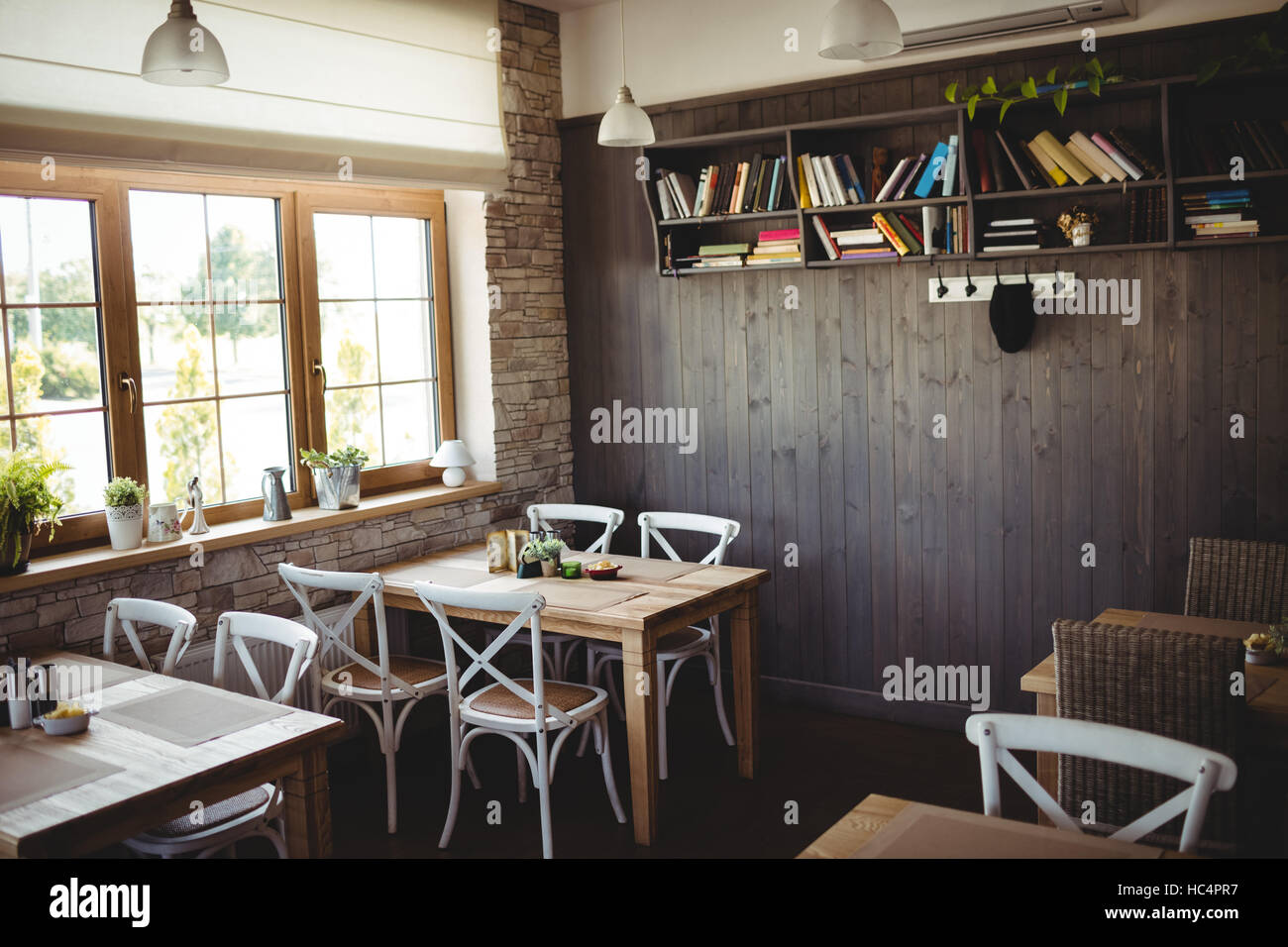 Bakery tables hi-res stock photography and images - Alamy