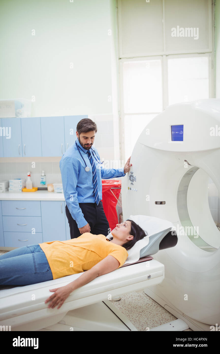 Mri machine hi-res stock photography and images - Alamy