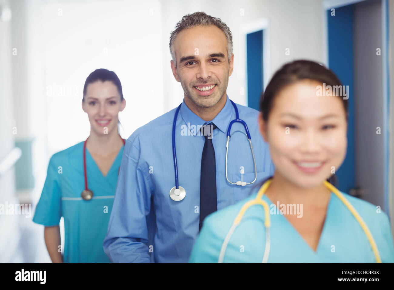 Doctor and nurses hi-res stock photography and images - Alamy