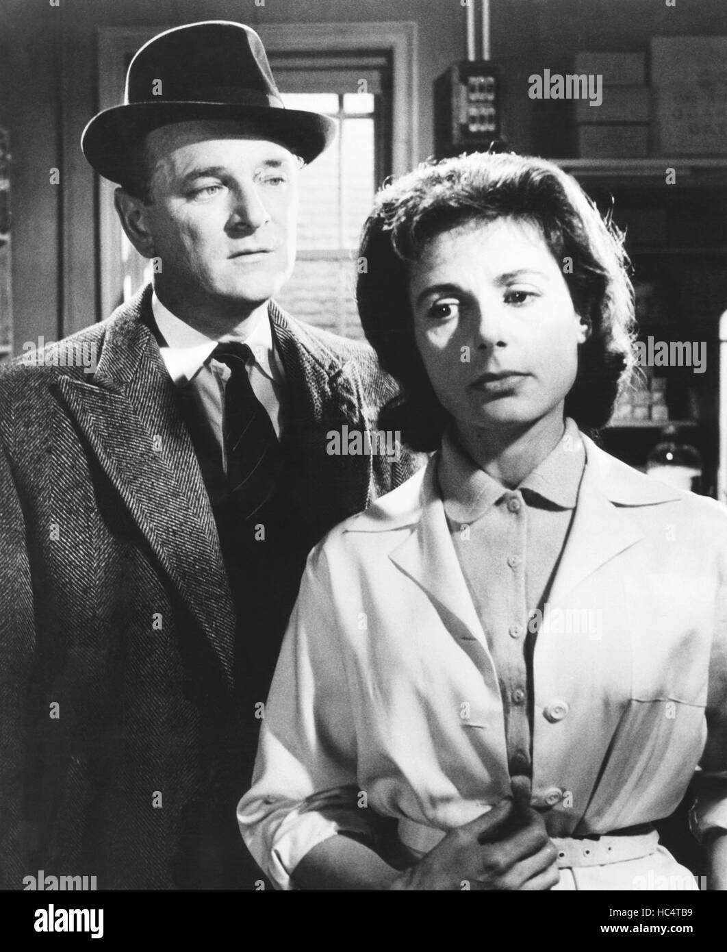 SAPPHIRE, from left: Nigel Patrick, Yvonne Mitchell, 1959 Stock Photo ...