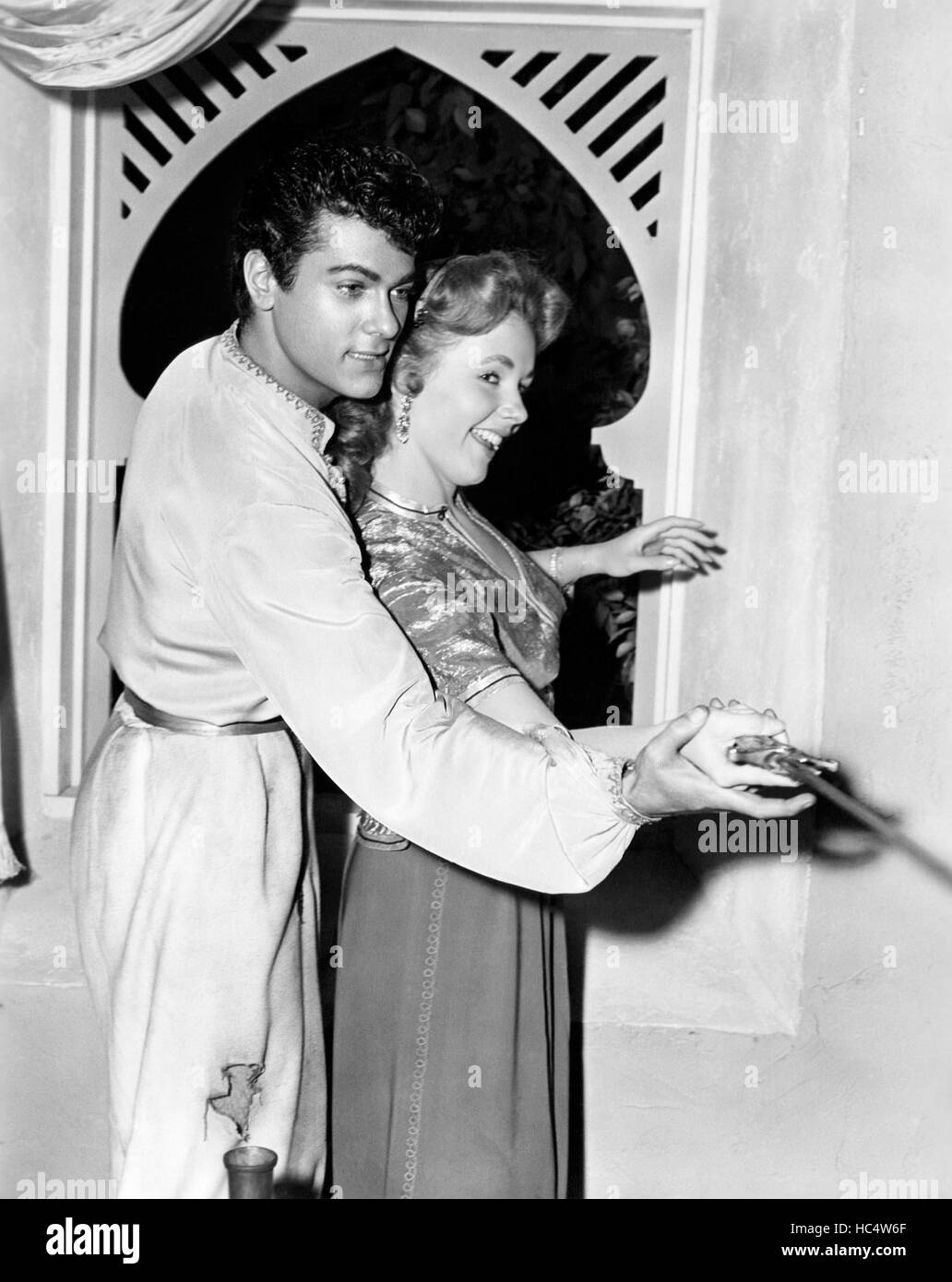 THE PRINCE WHO WAS A THIEF, Tony Curtis, Piper Laurie, 1951 Stock Photo ...