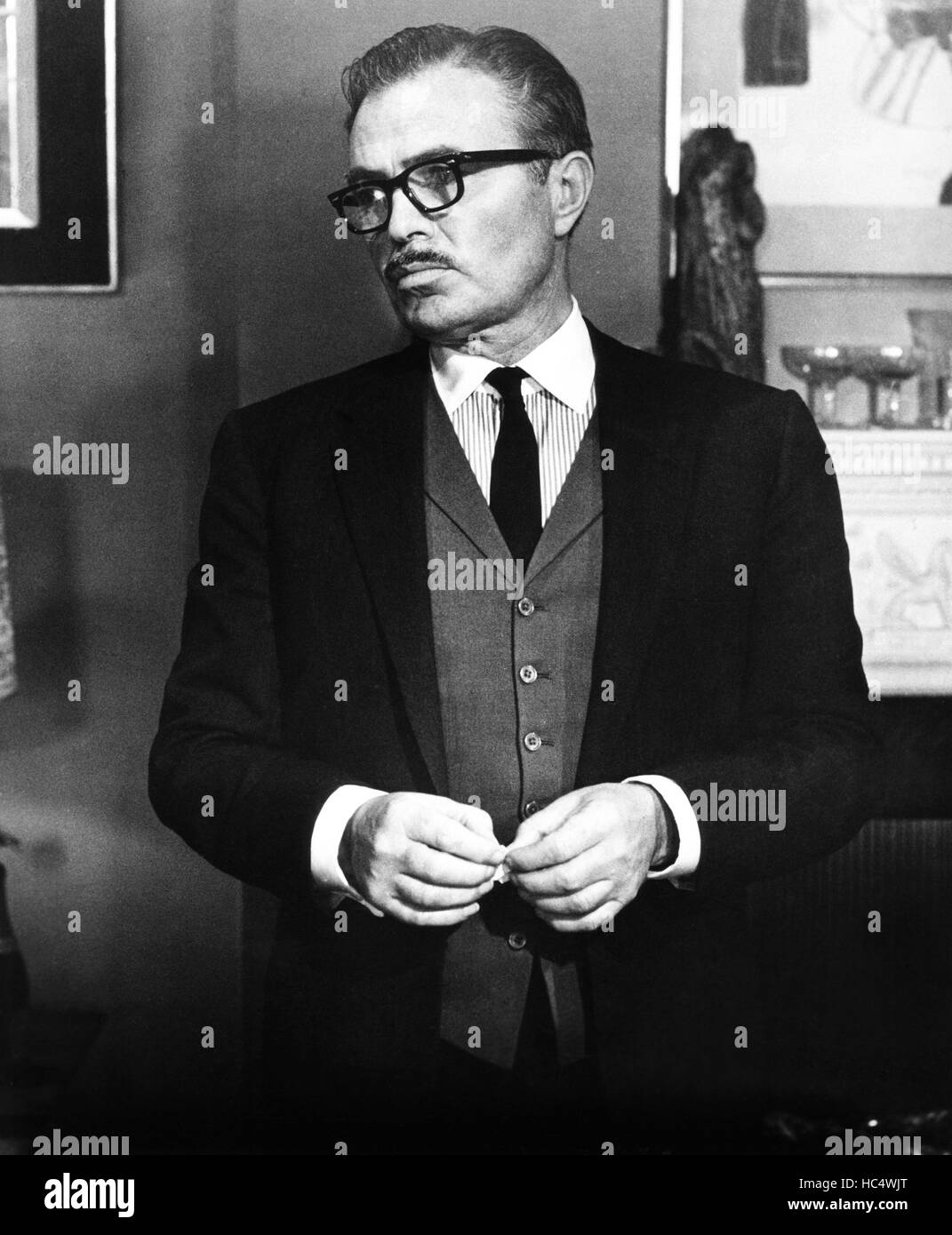 THE PUMPKIN EATER, James Mason, 1964 Stock Photo - Alamy