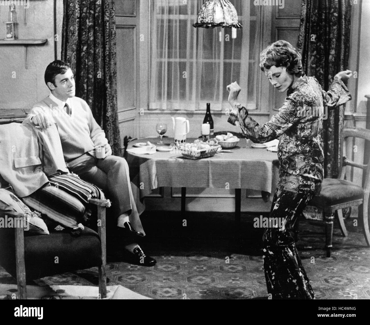 THE PUBLIC EYE (aka FOLLOW ME), Mia Farrow, Michael Jayston, 1972 Stock ...