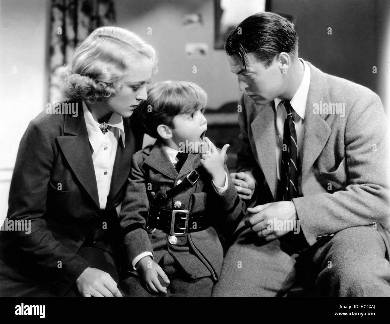 PURSUIT, from left, Sally Eilers, Scotty Beckett, Chester Morris, 1935 Stock Photo - Alamy