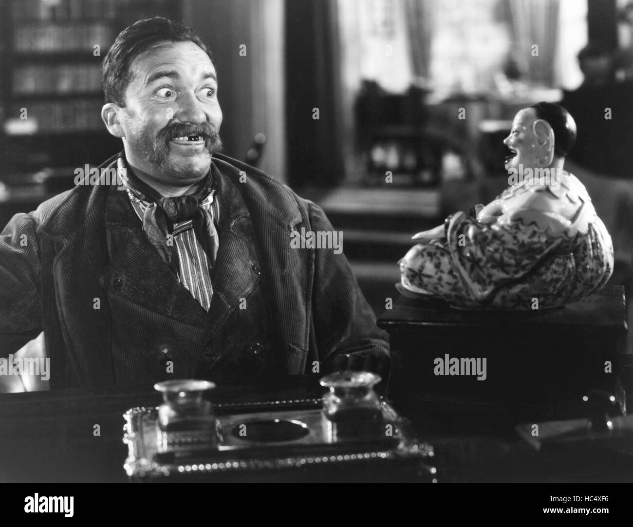 PYGMALION, Wilfrid Lawson, 1938 Stock Photo - Alamy