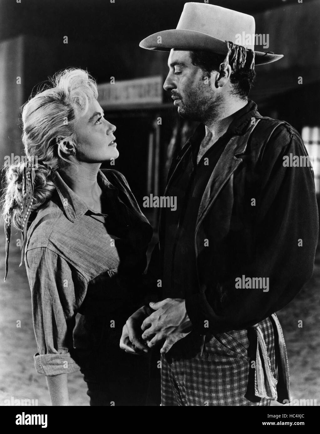 QUANTEZ, Dorothy Malone, Sydney Chaplin, 1957 Stock Photo - Alamy