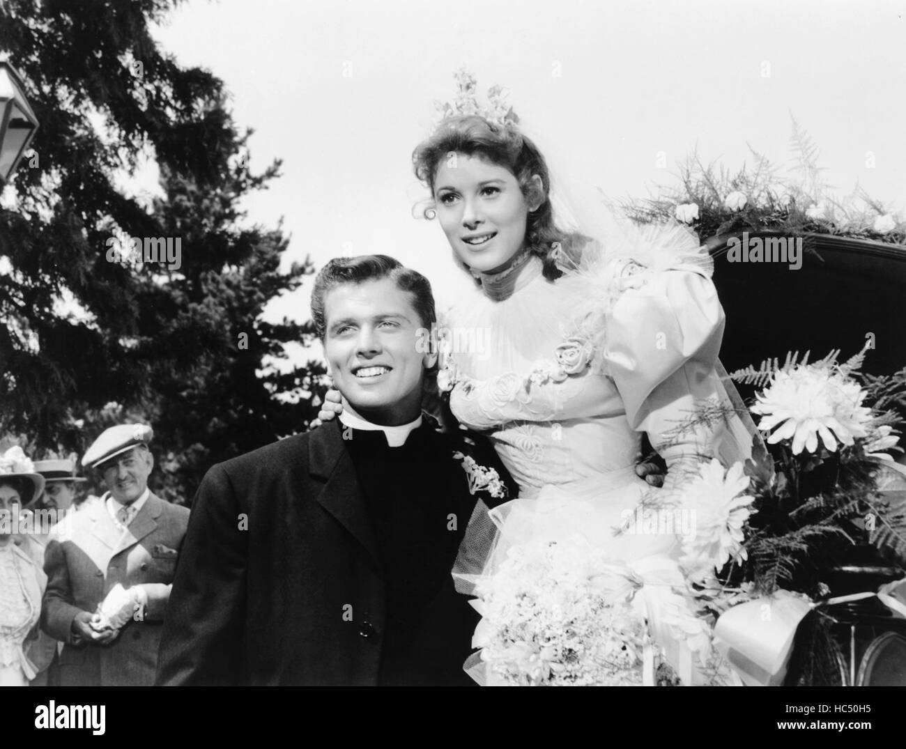 THE REMARKABLE MR. PENNYPACKER, from left, Ron Ely, Jill St. John, 1959 ...