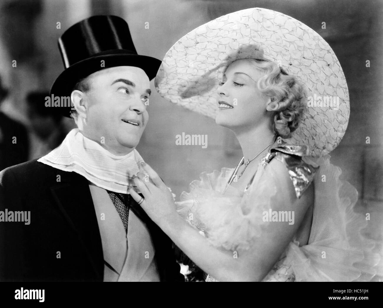 ROMANCE IN THE RAIN, from left, Victor Moore, Esther Ralston, 1934 Stock Photo - Alamy