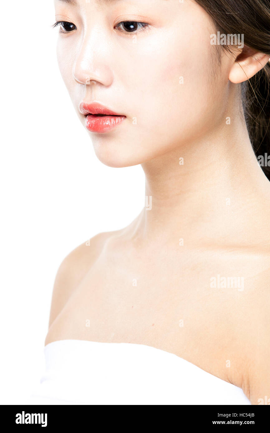 Close up side view portrait of young woman Stock Photo - Alamy