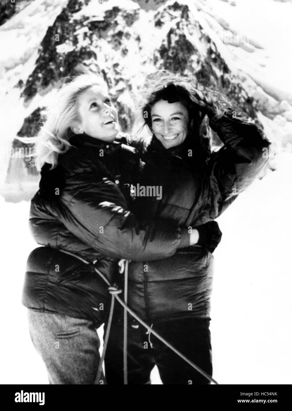 SECOND CHANCE, (aka SI C'ETAIT A REFAIRE), from left, Catherine Deneuve ...