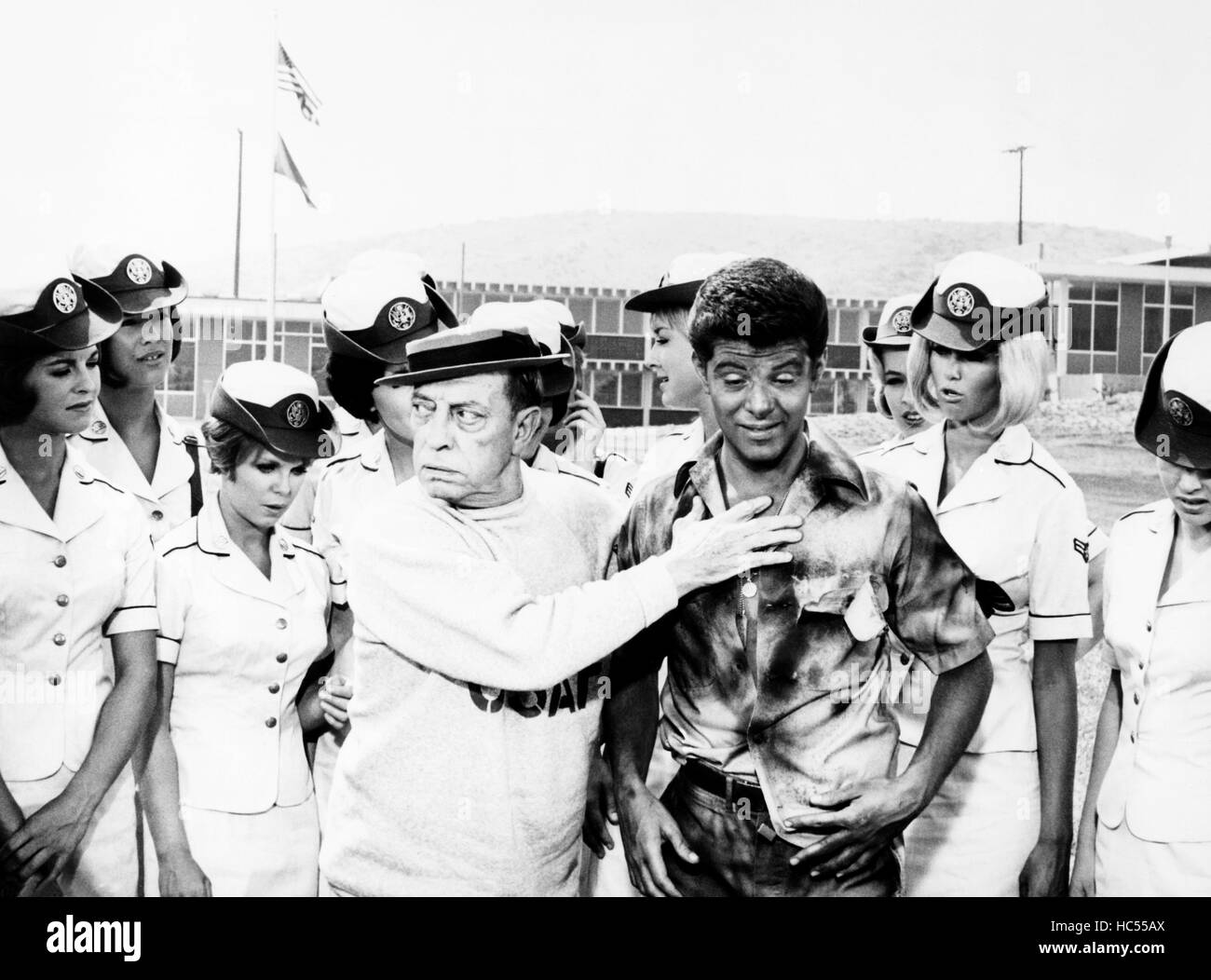 SERGEANT DEADHEAD, foreground from left: Buster Keaton, Frankie Avalon ...