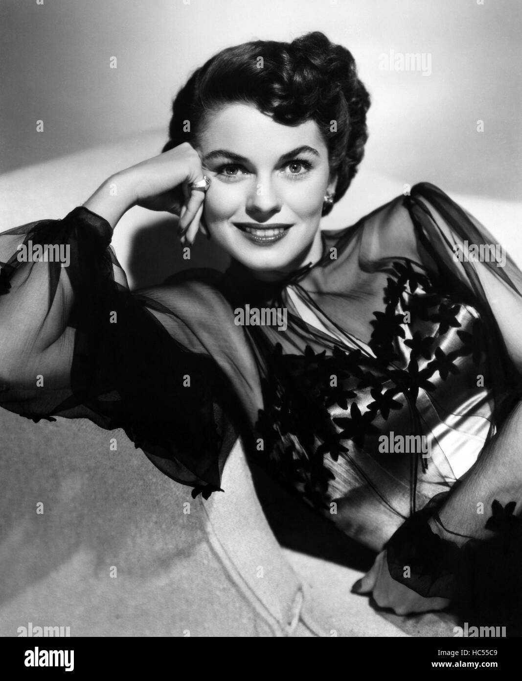711 OCEAN DRIVE, Joanne Dru, 1950 Stock Photo - Alamy