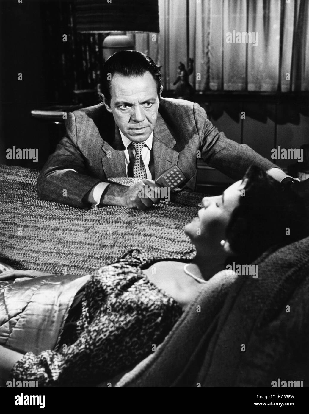 THE SEARCH FOR BRIDEY MURPHY, from left, Louis Hayward, Teresa Wright ...