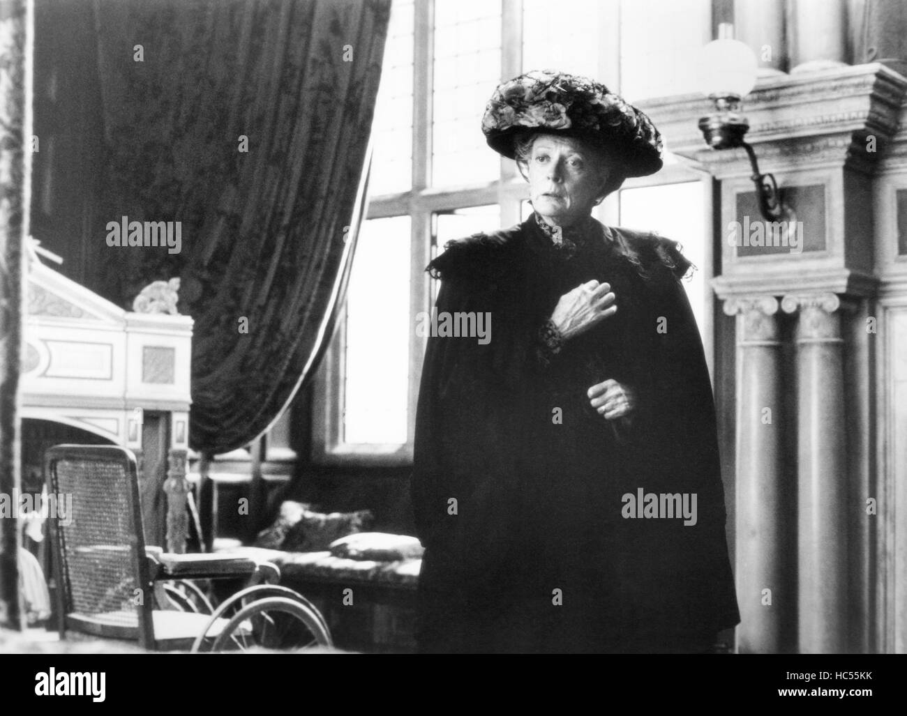 THE SECRET GARDEN, Maggie Smith, 1993. ©Warner Brothers/courtesy ...