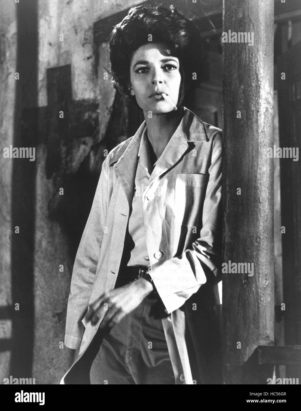 7 WOMAN, (aka 7 WOMEN), Anne Bancroft, 1966 Stock Photo - Alamy