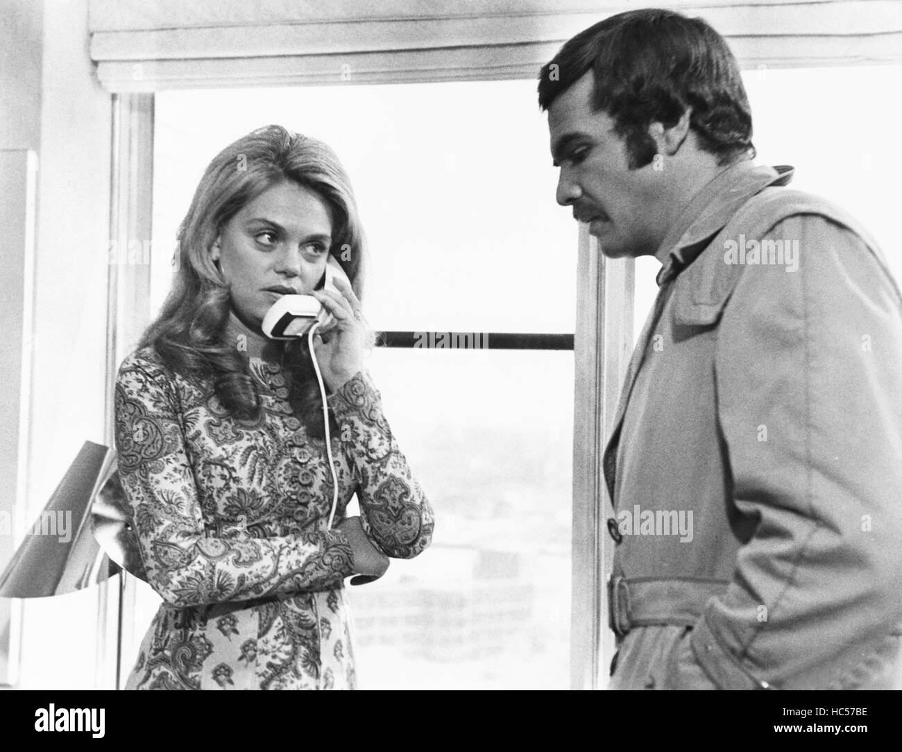 SHAMUS, from left: Dyan Cannon, Burt Reynolds, 1973 Stock Photo - Alamy