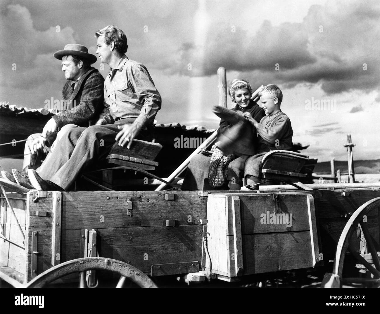 SHANE, front from left: Van Heflin, Alan Ladd, rear from left: Jean ...