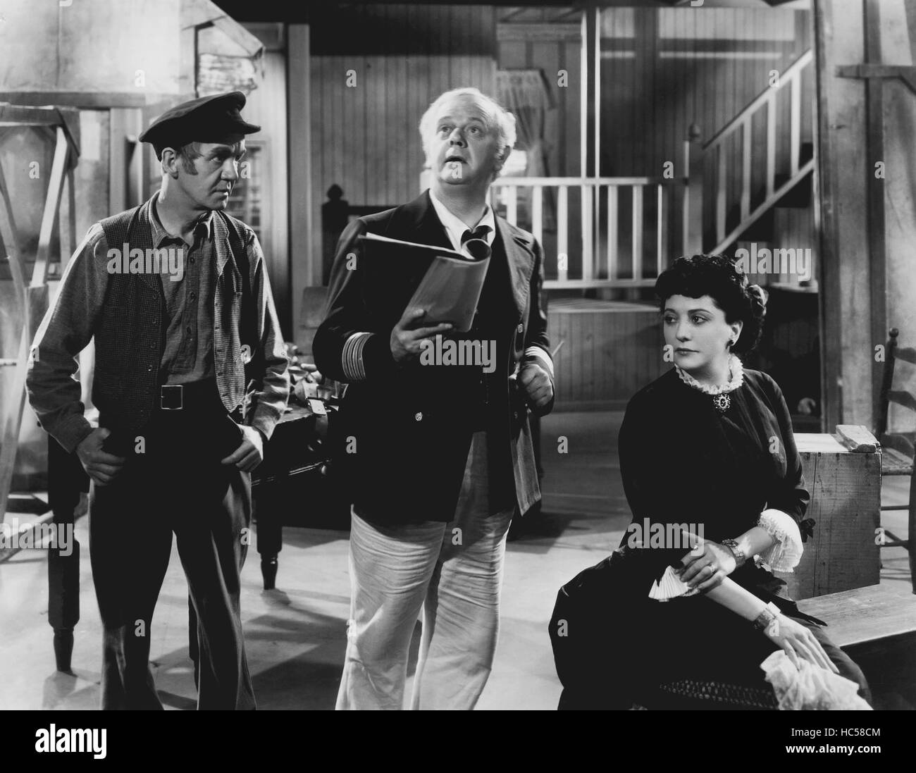 SHOW BOAT, from left: Francis X. Mahoney, Charles Winninger, Helen ...
