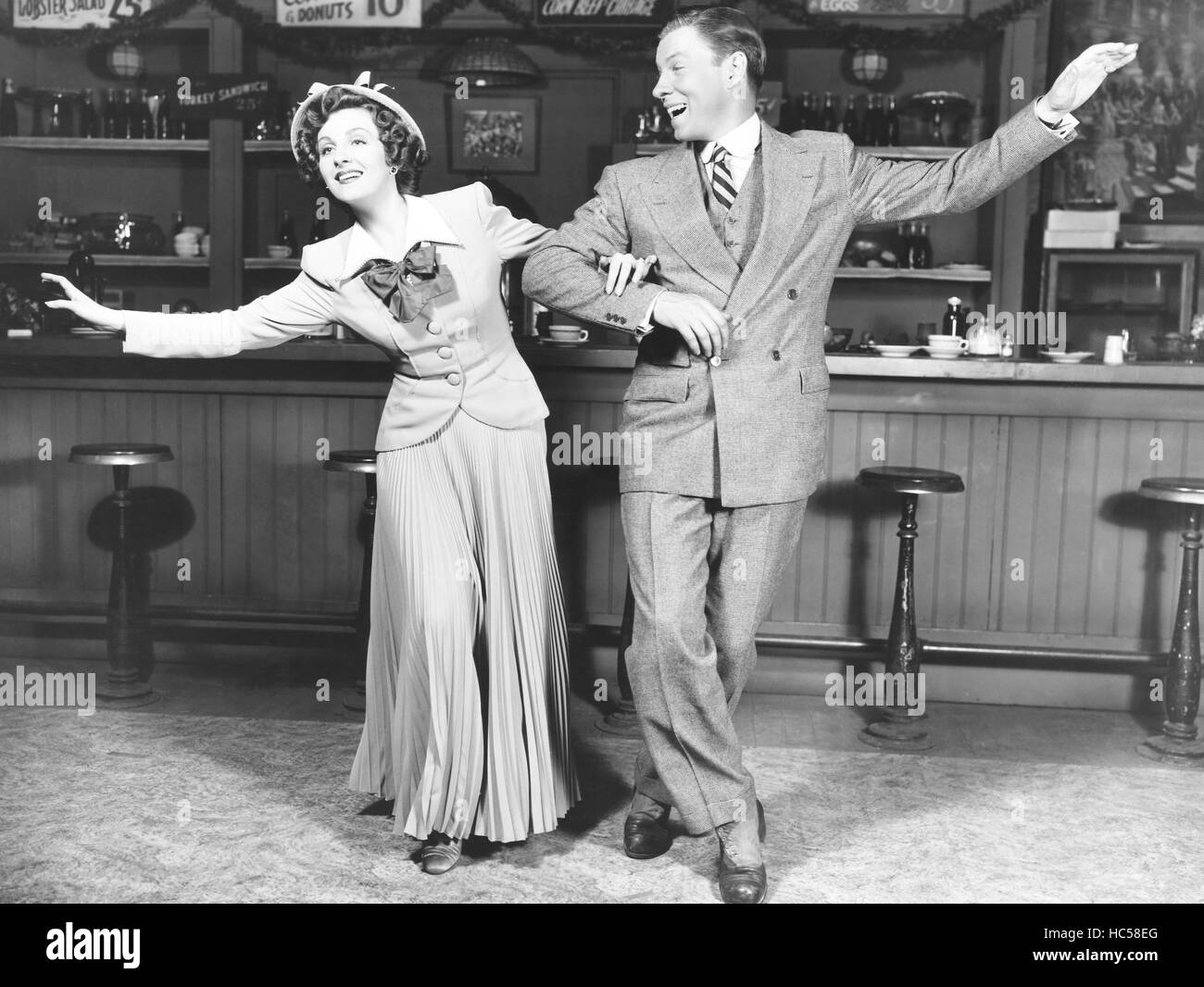 SHOW BUSINESS, from left: Constance Moore, George Murphy, 1944 Stock ...