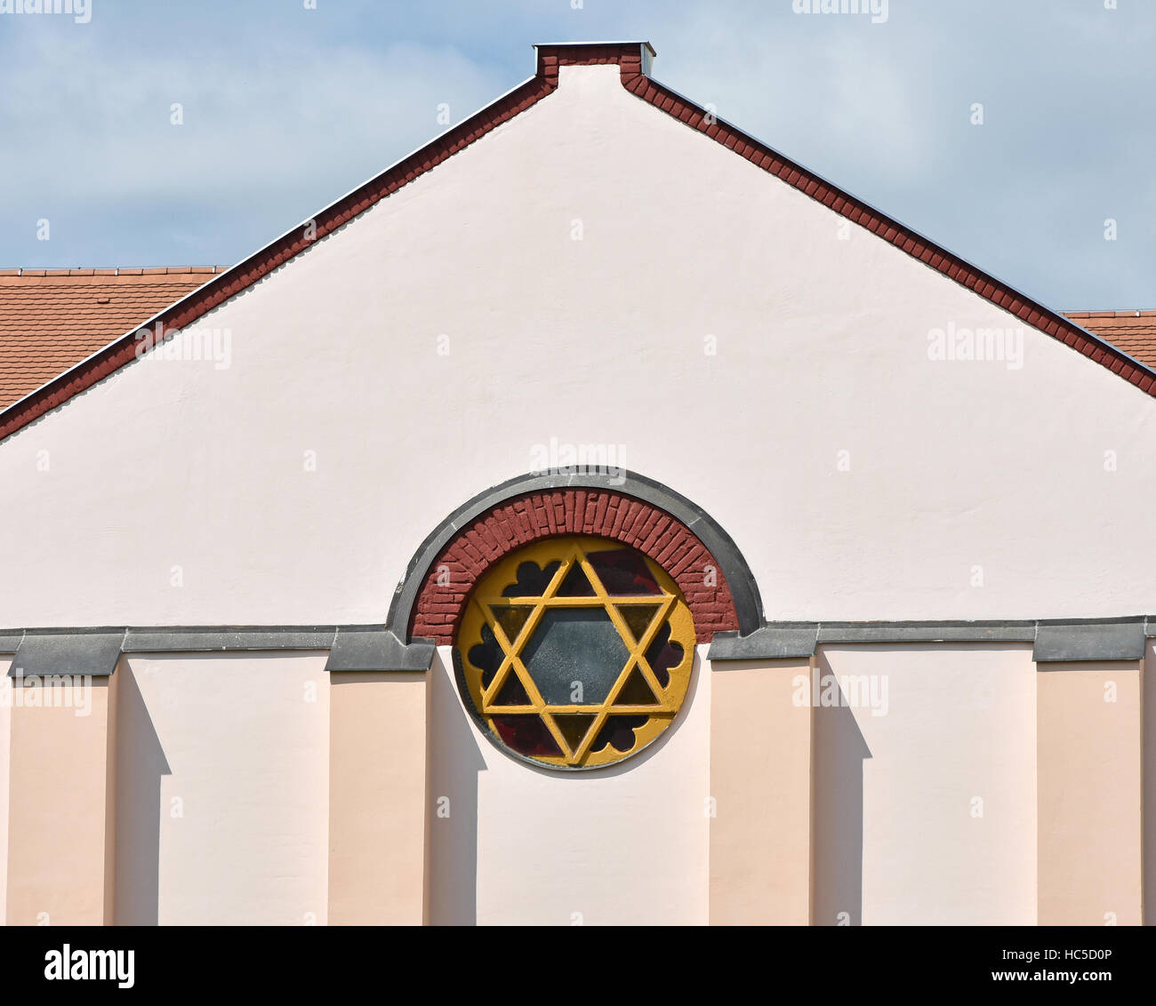 Wall and window of the synagogue building Stock Photo - Alamy