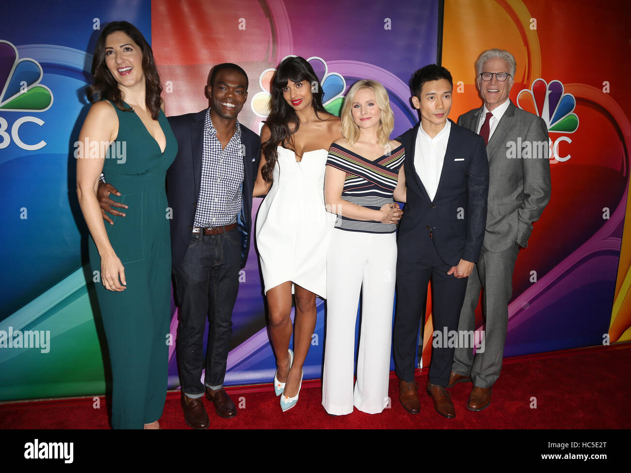 William jackson harper darcy carden manny jacinto jameela jamil hi-res ...