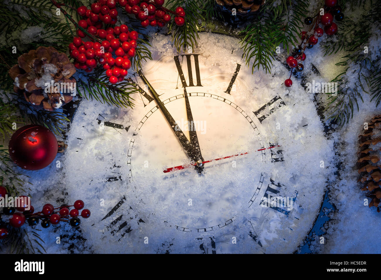 Festive door design for christmas hi-res stock photography and images ...