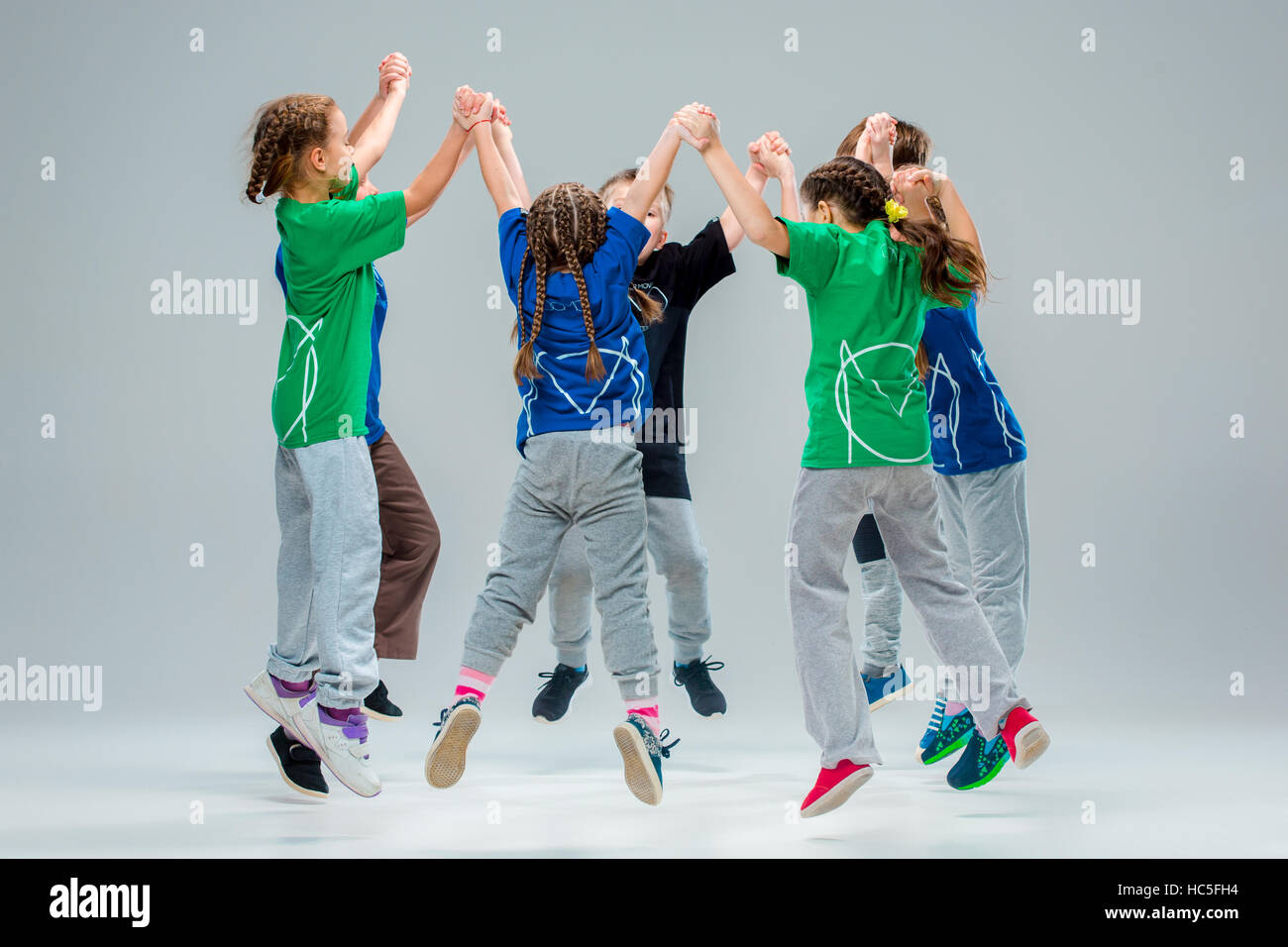 The kids dance school, ballet, hiphop, street, funky and modern dancers ...