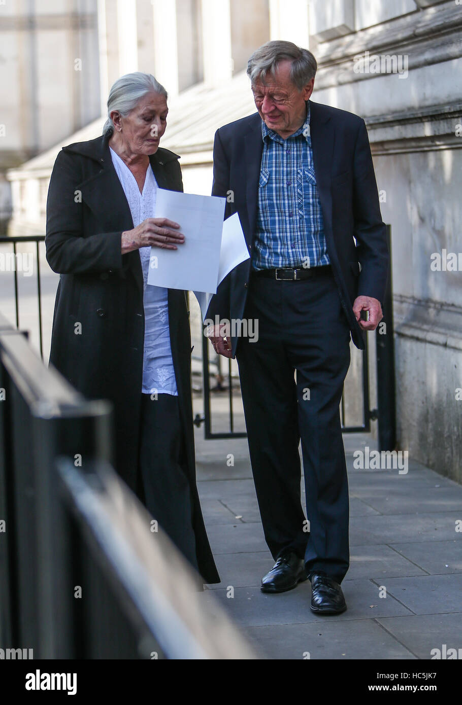 Lord alfred dubs hi-res stock photography and images - Alamy