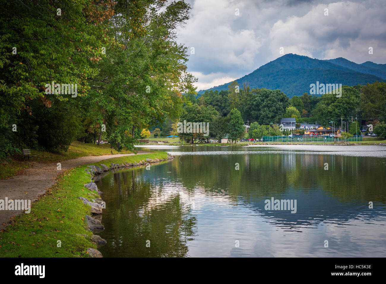 Tomahawk mountain hi-res stock photography and images - Alamy