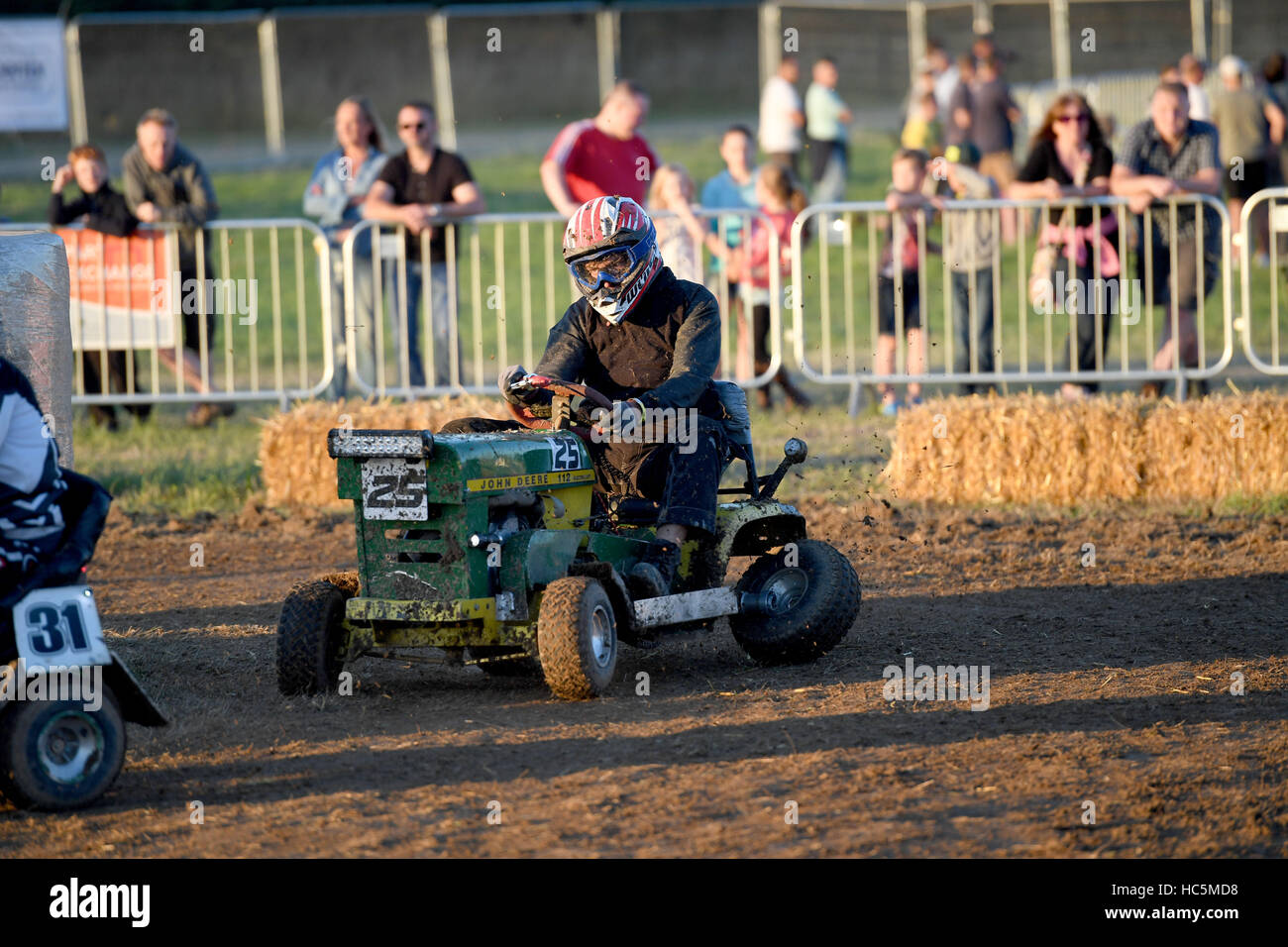 The British Lawn Mower Racing Association 12 Hour lawn mower race in ...