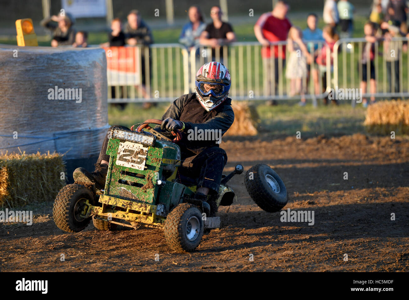 The British Lawn Mower Racing Association 12 Hour lawn mower race in ...