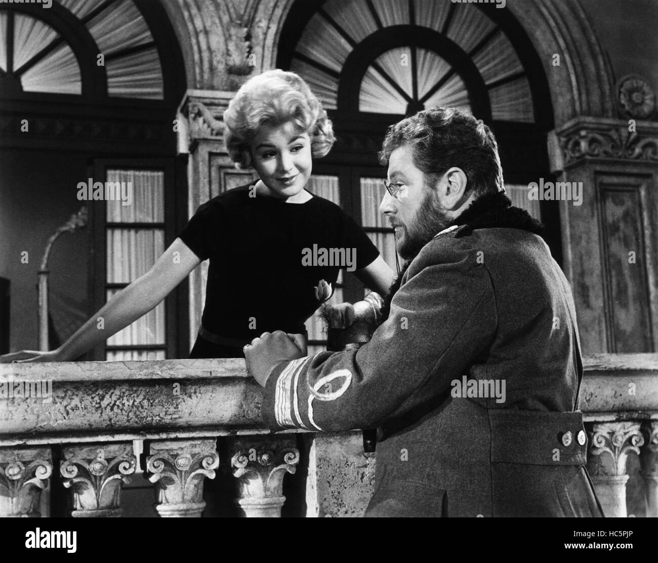 ROMANOFF AND JULIET, from left, Sandra Dee, Peter Ustinov, 1961 Stock ...