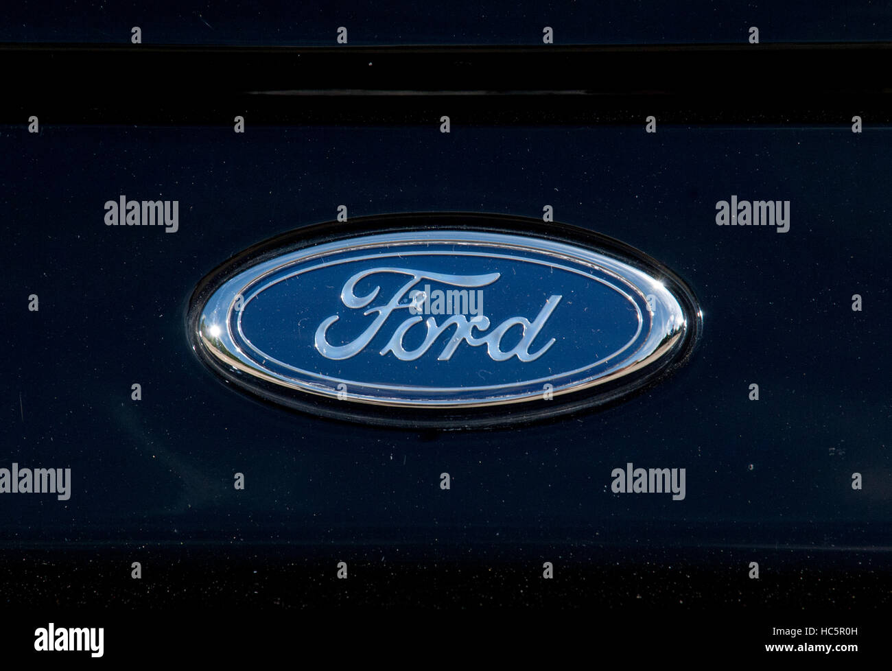 1989 'Fox' body shape Ford Mustang GT blue oval Stock Photo - Alamy