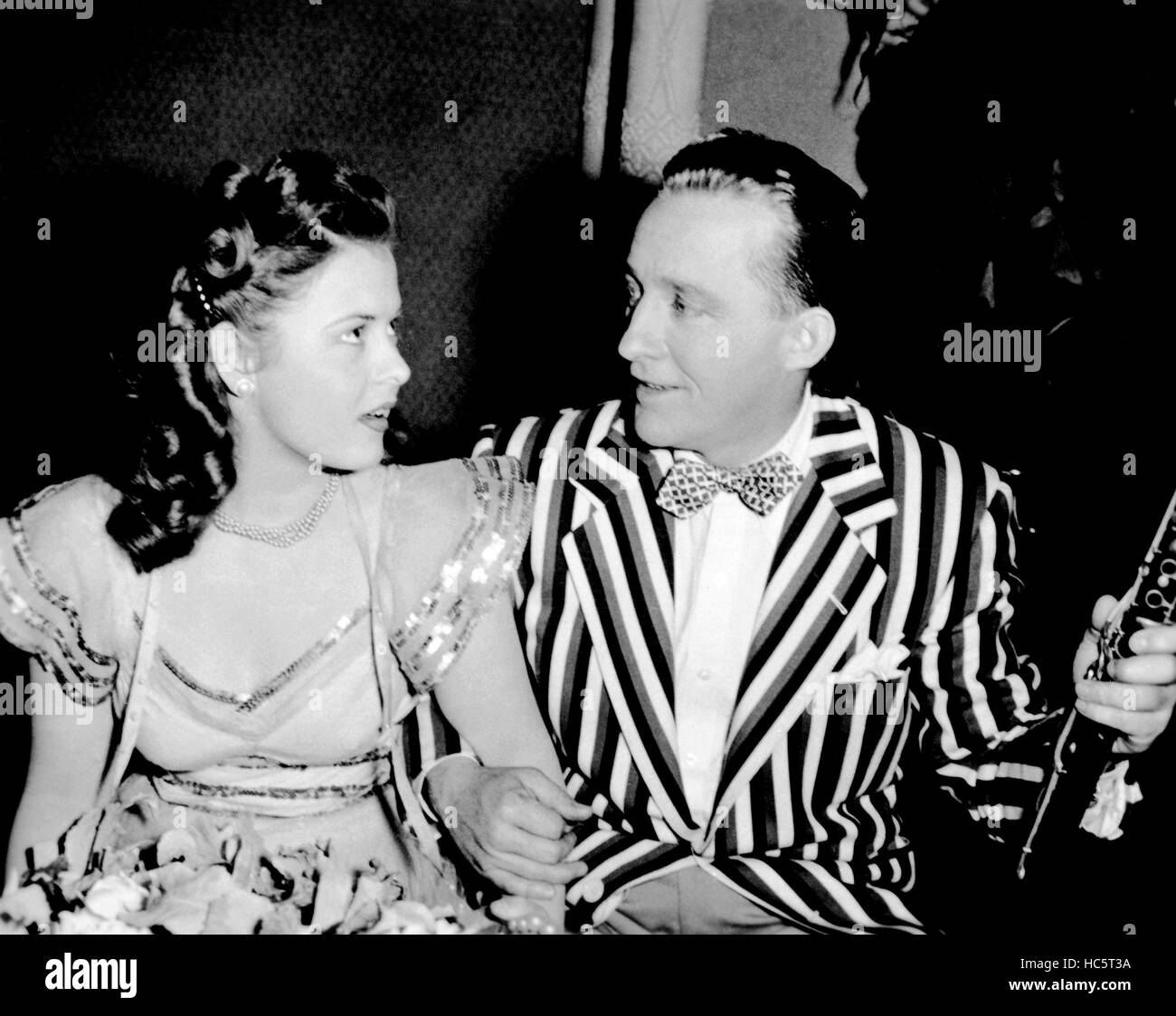 ROAD TO RIO, from left, starlet Robbie Franks, Bing Crosby, on-set, 1947 Stock Photo - Alamy