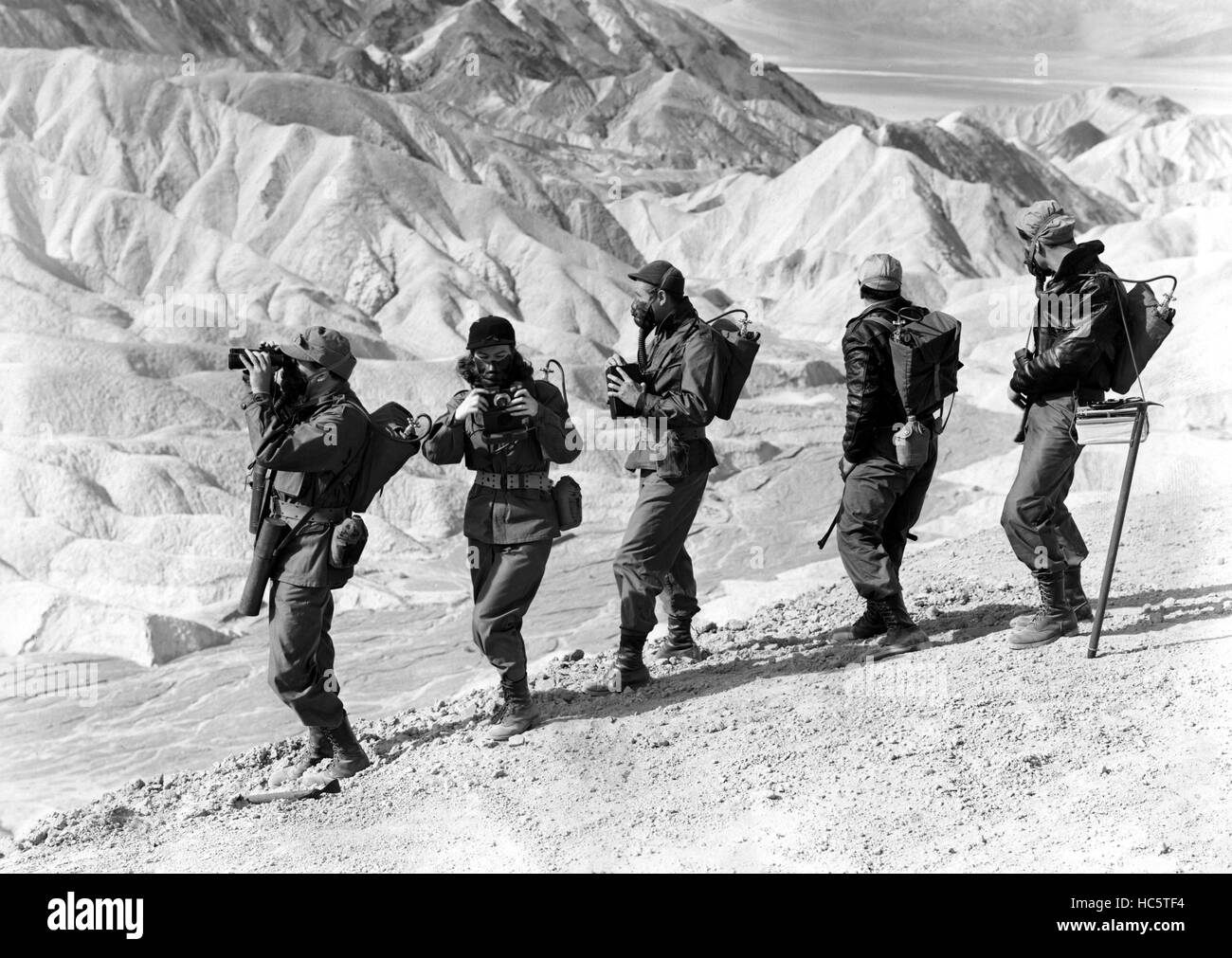 ROCKETSHIP X-M, Noah Beery, Jr. Osa Massen, Lloyd Bridges, John Emery ...